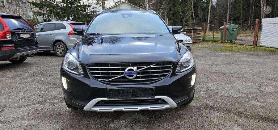 Melns Volvo XC60 2014 Ukmergė, ar dzinēja tilpumu 2.40 L un nobraukumu 250 tūkst. km par 13100 €, foto 1 vietnē AUTOMOTO.COM.LV