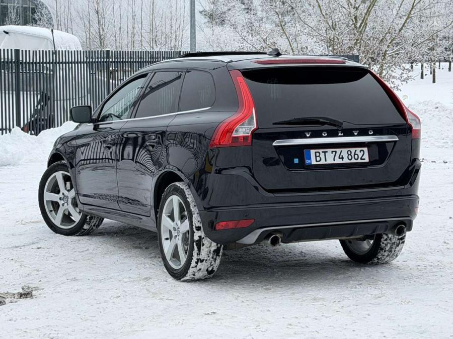 Black Volvo XC60 2014 in Jonava, with an engine capacity of 2.40 L and mileage of 197 thousand km for 14990 €, photo 5 on AUTOMOTO.COM.LV