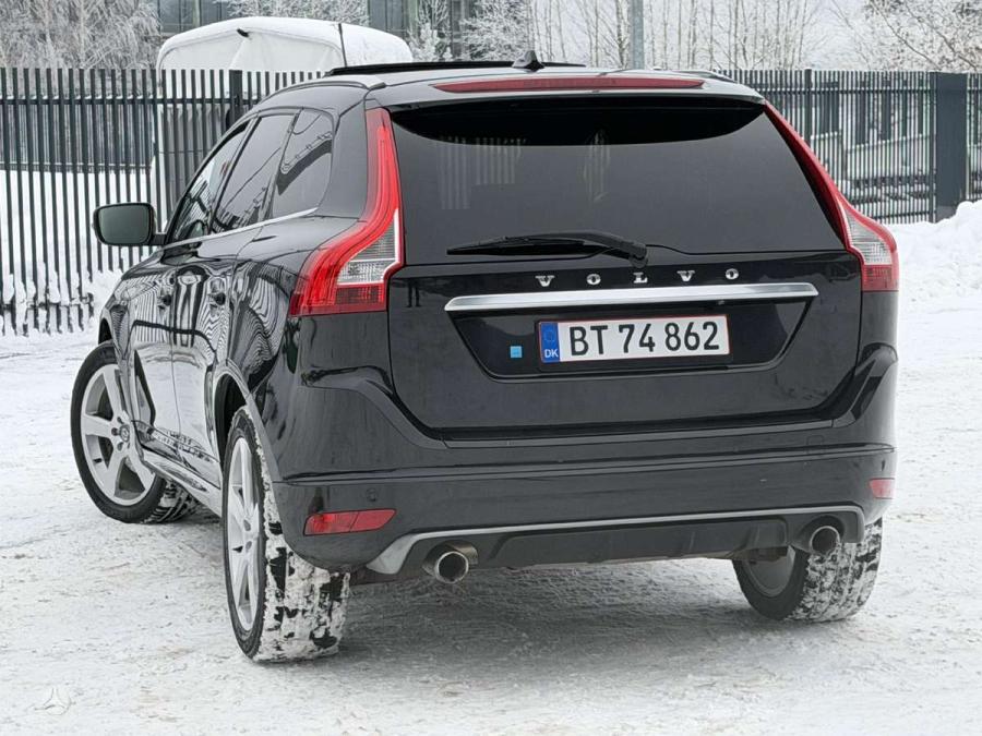 Black Volvo XC60 2014 in Jonava, with an engine capacity of 2.40 L and mileage of 197 thousand km for 14990 €, photo 6 on AUTOMOTO.COM.LV