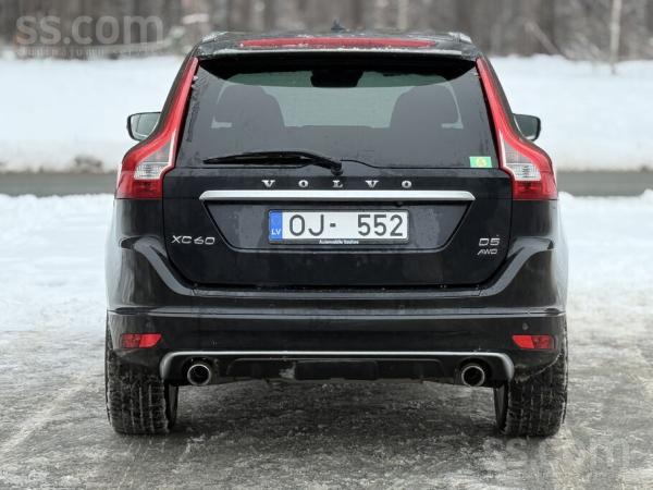 Melns Volvo XC60 2014 Rīga, ar dzinēja tilpumu 2.40 L un nobraukumu 184 tūkst. km par 15750 €, foto 7 vietnē AUTOMOTO.COM.LV