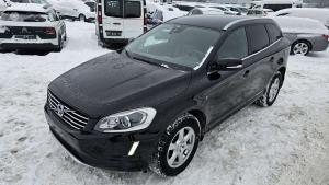 Black Volvo XC60 2014 in Utena, with an engine capacity of 2.40 L and mileage of 200 thousand km for 13650 €, photo 8 on AUTOMOTO.COM.LV
