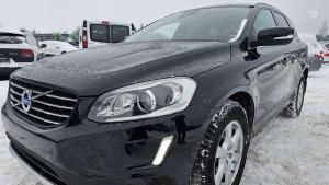 Black Volvo XC60 2014 in Utena, with an engine capacity of 2.40 L and mileage of 200 thousand km for 13650 €, photo 9 on AUTOMOTO.COM.LV