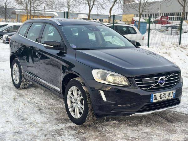 Melns Volvo XC60 2014 Klaipėda, ar dzinēja tilpumu 2.00 L un nobraukumu 25 tūkst. km par 12500 €, foto 3 vietnē AUTOMOTO.COM.LV