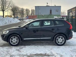 Black Volvo XC60 2014 in Klaipeda, with an engine capacity of 2.00 L and mileage of 25 thousand km for 12500 €, photo 8 on AUTOMOTO.COM.LV