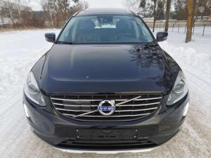 Black Volvo XC60 2014 in Prienai, with an engine capacity of 1.98 L and mileage of 260 thousand km for 10990 €, photo 9 on AUTOMOTO.COM.LV