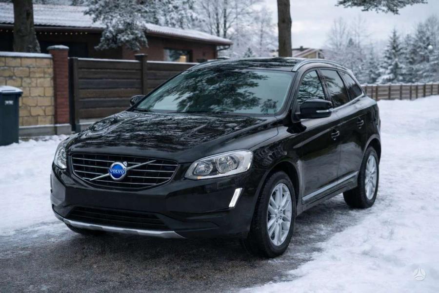 Black Volvo XC60 2014 in Vilnius, with an engine capacity of 2.40 L and mileage of 149 thousand km for 14700 €, photo 1 on AUTOMOTO.COM.LV
