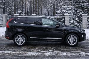 Black Volvo XC60 2014 in Vilnius, with an engine capacity of 2.40 L and mileage of 149 thousand km for 14700 €, photo 6 on AUTOMOTO.COM.LV