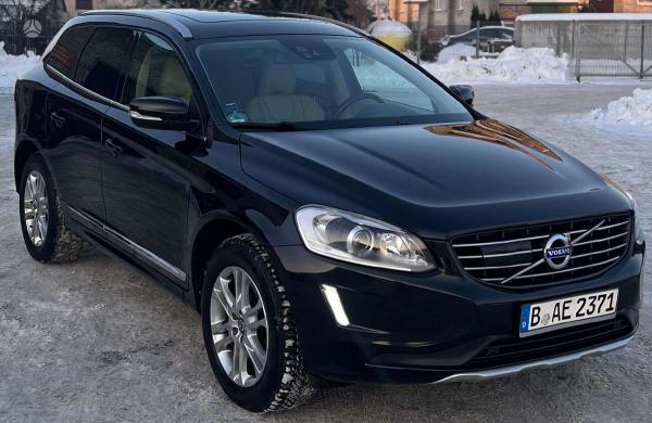 Melns Volvo XC60 2014 Kretinga, ar dzinēja tilpumu 1.98 L un nobraukumu 236 tūkst. km par 12000 €, foto 2 vietnē AUTOMOTO.COM.LV
