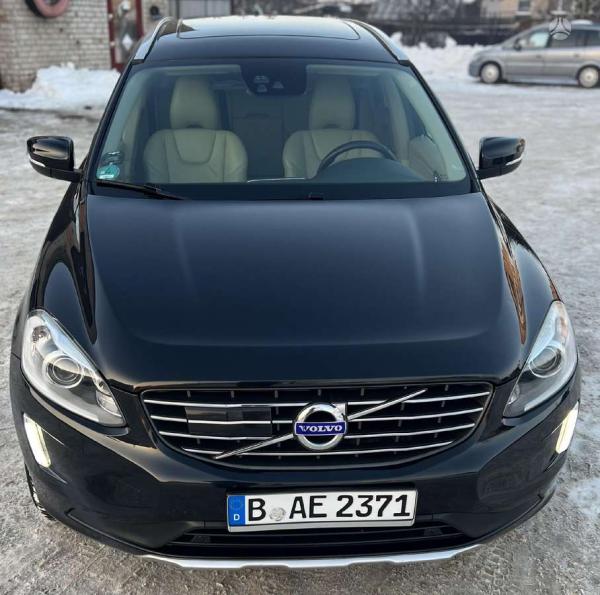 Melns Volvo XC60 2014 Kretinga, ar dzinēja tilpumu 1.98 L un nobraukumu 236 tūkst. km par 12000 €, foto 3 vietnē AUTOMOTO.COM.LV
