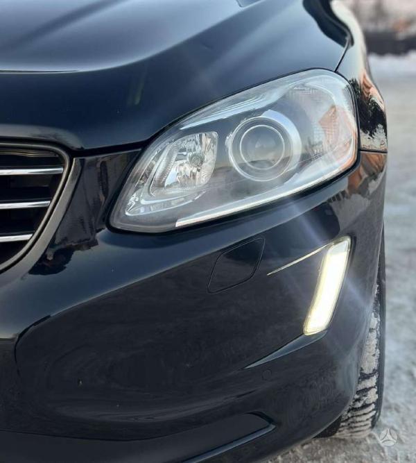 Melns Volvo XC60 2014 Kretinga, ar dzinēja tilpumu 1.98 L un nobraukumu 236 tūkst. km par 12000 €, foto 5 vietnē AUTOMOTO.COM.LV
