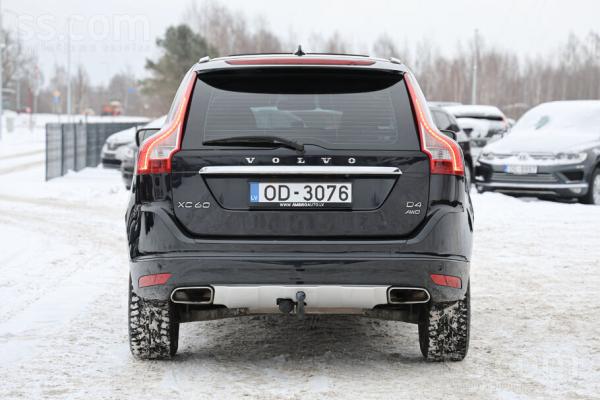 Black Volvo XC60 2014 in Jelgava, with an engine capacity of 2.40 L and mileage of 0 thousand km for 13750 €, photo 6 on AUTOMOTO.COM.LV