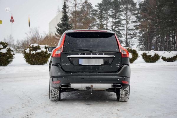 Melns Volvo XC60 2014 Elektrėnai, ar dzinēja tilpumu 2.40 L un nobraukumu 300 tūkst. km par 11350 €, foto 6 vietnē AUTOMOTO.COM.LV