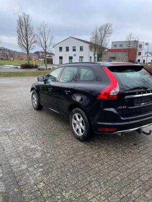 Melns Volvo XC60 2014 Viļņa, ar dzinēja tilpumu 1.98 L un nobraukumu 264 tūkst. km par 5390 €, foto 4 vietnē AUTOMOTO.COM.LV
