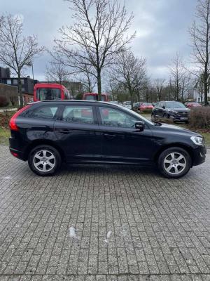 Melns Volvo XC60 2014 Viļņa, ar dzinēja tilpumu 1.98 L un nobraukumu 264 tūkst. km par 5390 €, foto 6 vietnē AUTOMOTO.COM.LV
