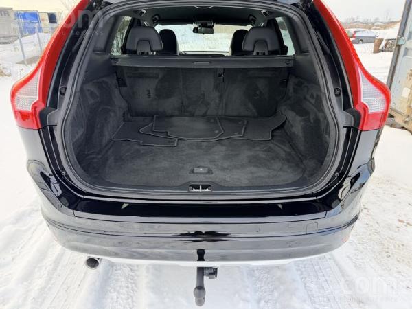 Melns Volvo XC60 2014 Rīga, ar dzinēja tilpumu 2.00 L un nobraukumu 268 tūkst. km par 11995 €, foto 5 vietnē AUTOMOTO.COM.LV