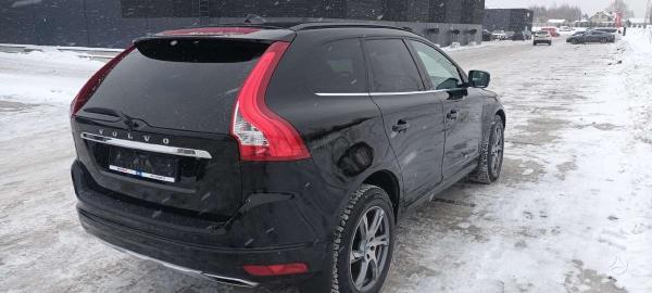 Melns Volvo XC60 2014 Šauļi, ar dzinēja tilpumu 1.98 L un nobraukumu 224 tūkst. km par 10250 €, foto 5 vietnē AUTOMOTO.COM.LV