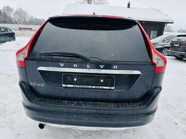 Melns Volvo XC60 2014 Kauņa, ar dzinēja tilpumu 1.98 L un nobraukumu 160 tūkst. km par 12440 €, foto 5 vietnē AUTOMOTO.COM.LV