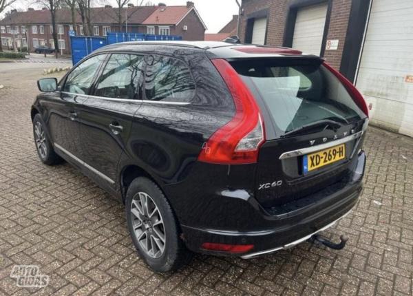 Melns Volvo XC60 2014 Kauņa, ar dzinēja tilpumu 2.00 L un nobraukumu 305 tūkst. km par 10650 €, foto 3 vietnē AUTOMOTO.COM.LV