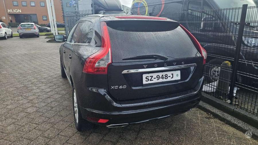 Melns Volvo XC60 2014 Prienai, ar dzinēja tilpumu 1.97 L un nobraukumu 242 tūkst. km par 12999 €, foto 5 vietnē AUTOMOTO.COM.LV
