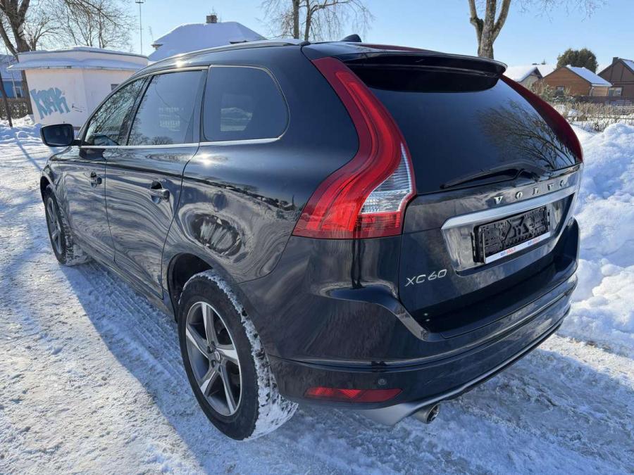 Black Volvo XC60 2014 in Ukmerge, with an engine capacity of 1.98 L and mileage of 165 thousand km for 13200 €, photo 6 on AUTOMOTO.COM.LV