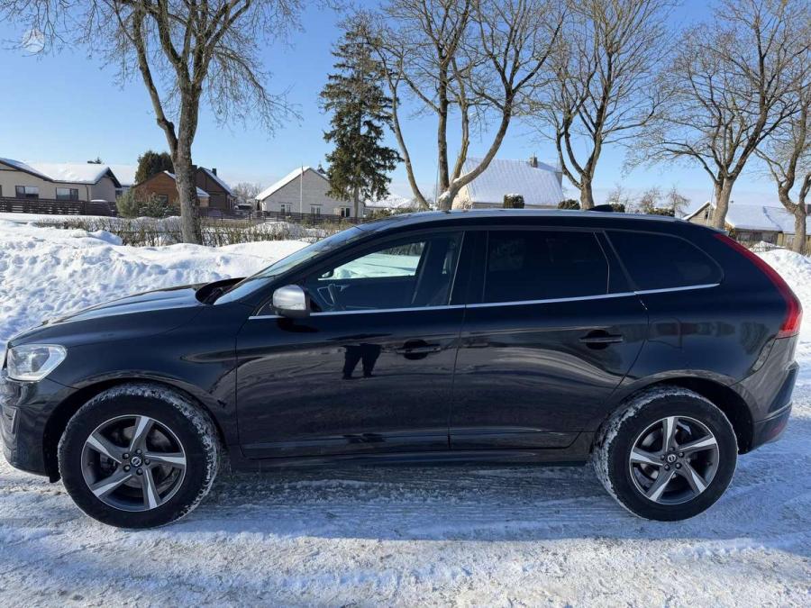 Black Volvo XC60 2014 in Ukmerge, with an engine capacity of 1.98 L and mileage of 165 thousand km for 13200 €, photo 7 on AUTOMOTO.COM.LV
