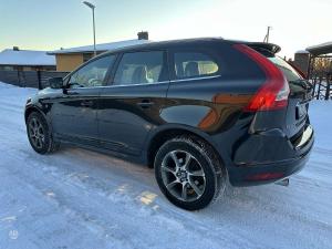 Black Volvo XC60 2014 in Kaunas, with an engine capacity of 1.98 L and mileage of 291 thousand km for 10500 €, photo 14 on AUTOMOTO.COM.LV
