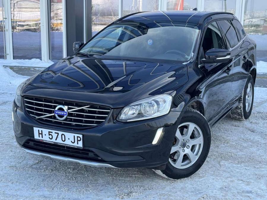 Black Volvo XC60 2014 in Vilnius, with an engine capacity of 1.98 L and mileage of 258 thousand km for 12450 €, photo 3 on AUTOMOTO.COM.LV