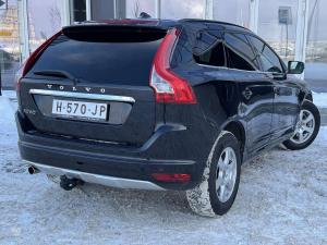 Black Volvo XC60 2014 in Vilnius, with an engine capacity of 1.98 L and mileage of 258 thousand km for 12450 €, photo 10 on AUTOMOTO.COM.LV