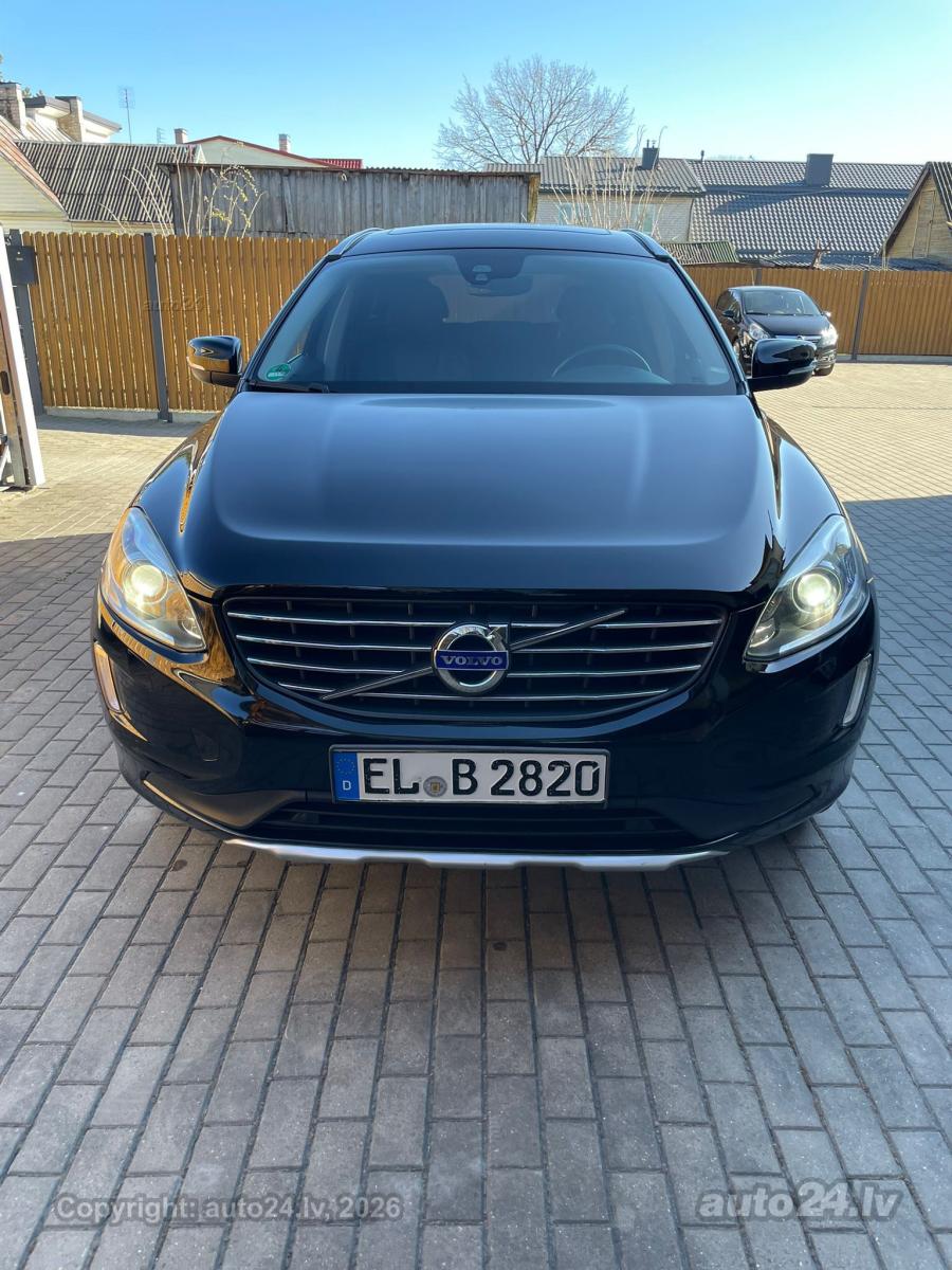 Melns Volvo XC60 2014 Tallina, ar dzinēja tilpumu 2.00 L un nobraukumu 200 tūkst. km par 11750 €, foto 3 vietnē AUTOMOTO.COM.LV