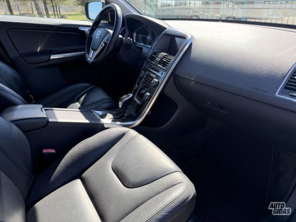 Melns Volvo XC60 2014 Klaipėda, ar dzinēja tilpumu 3.20 L un nobraukumu 194 tūkst. km par 12400 €, foto 5 vietnē AUTOMOTO.COM.LV