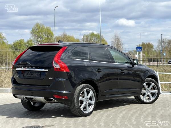 Melns Volvo XC60 2014 Tauragė, ar dzinēja tilpumu 2.00 L un nobraukumu 276 tūkst. km par 11600 €, foto 7 vietnē AUTOMOTO.COM.LV