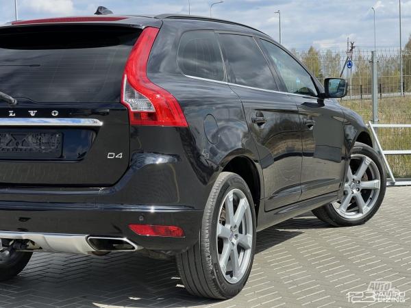 Melns Volvo XC60 2014 Tauragė, ar dzinēja tilpumu 2.00 L un nobraukumu 276 tūkst. km par 11600 €, foto 8 vietnē AUTOMOTO.COM.LV