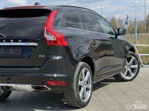 Melns Volvo XC60 2014 Tauragė, ar dzinēja tilpumu 2.00 L un nobraukumu 276 tūkst. km par 11600 €, foto 9 vietnē AUTOMOTO.COM.LV