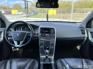 Melns Volvo XC60 2014 Tauragė, ar dzinēja tilpumu 2.00 L un nobraukumu 276 tūkst. km par 11600 €, foto 14 vietnē AUTOMOTO.COM.LV