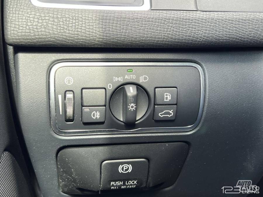 Melns Volvo XC60 2014 Tauragė, ar dzinēja tilpumu 2.00 L un nobraukumu 276 tūkst. km par 11600 €, foto 22 vietnē AUTOMOTO.COM.LV