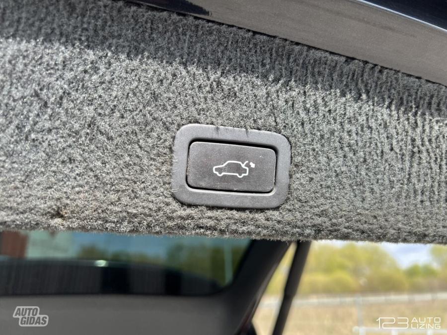 Melns Volvo XC60 2014 Tauragė, ar dzinēja tilpumu 2.00 L un nobraukumu 276 tūkst. km par 11600 €, foto 25 vietnē AUTOMOTO.COM.LV