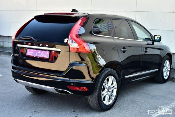 Melns Volvo XC60 2014 Kretinga, ar dzinēja tilpumu 3.20 L un nobraukumu 241 tūkst. km par 12200 €, foto 10 vietnē AUTOMOTO.COM.LV