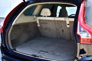 Black Volvo XC60 2014 in Kretinga, with an engine capacity of 3.20 L and mileage of 241 thousand km for 12200 €, photo 12 on AUTOMOTO.COM.LV