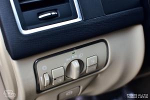 Black Volvo XC60 2014 in Kretinga, with an engine capacity of 3.20 L and mileage of 241 thousand km for 12200 €, photo 17 on AUTOMOTO.COM.LV