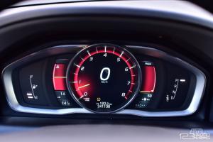 Black Volvo XC60 2014 in Kretinga, with an engine capacity of 3.20 L and mileage of 241 thousand km for 12200 €, photo 23 on AUTOMOTO.COM.LV