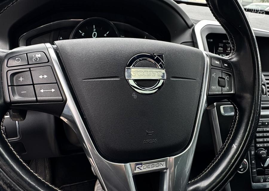 Black Volvo XC60 2014 in Radviliskis, with an engine capacity of 2.40 L and mileage of 298 thousand km for 12550 €, photo 28 on AUTOMOTO.COM.LV