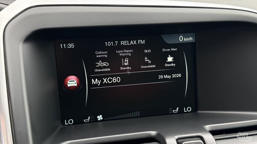 Black Volvo XC60 2014 in Radviliskis, with an engine capacity of 2.40 L and mileage of 298 thousand km for 12550 €, photo 31 on AUTOMOTO.COM.LV