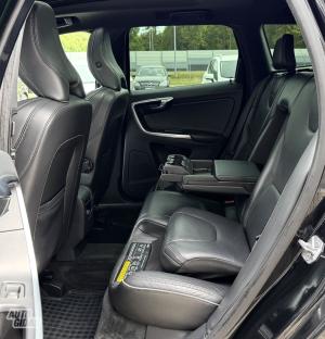 Black Volvo XC60 2014 in Radviliskis, with an engine capacity of 2.40 L and mileage of 298 thousand km for 12550 €, photo 36 on AUTOMOTO.COM.LV
