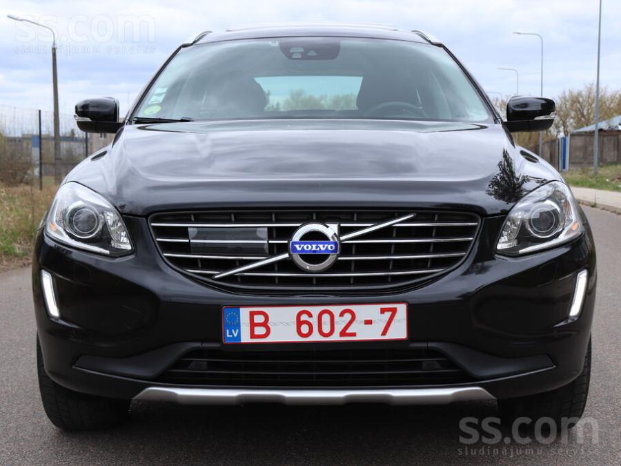 Melns Volvo XC60 2014 Daugavpils, ar dzinēja tilpumu 2.40 L un nobraukumu 216 tūkst. km par 14880 €, foto 3 vietnē AUTOMOTO.COM.LV