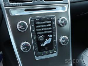 Melns Volvo XC60 2014 Daugavpils, ar dzinēja tilpumu 2.40 L un nobraukumu 216 tūkst. km par 14880 €, foto 8 vietnē AUTOMOTO.COM.LV