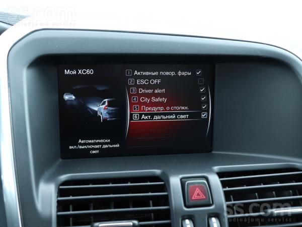 Melns Volvo XC60 2014 Daugavpils, ar dzinēja tilpumu 2.40 L un nobraukumu 216 tūkst. km par 14880 €, foto 10 vietnē AUTOMOTO.COM.LV
