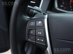 Melns Volvo XC60 2014 Daugavpils, ar dzinēja tilpumu 2.40 L un nobraukumu 216 tūkst. km par 14880 €, foto 17 vietnē AUTOMOTO.COM.LV