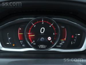 Melns Volvo XC60 2014 Daugavpils, ar dzinēja tilpumu 2.40 L un nobraukumu 216 tūkst. km par 14880 €, foto 19 vietnē AUTOMOTO.COM.LV