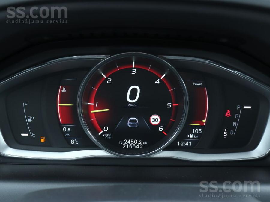 Melns Volvo XC60 2014 Daugavpils, ar dzinēja tilpumu 2.40 L un nobraukumu 216 tūkst. km par 14880 €, foto 19 vietnē AUTOMOTO.COM.LV