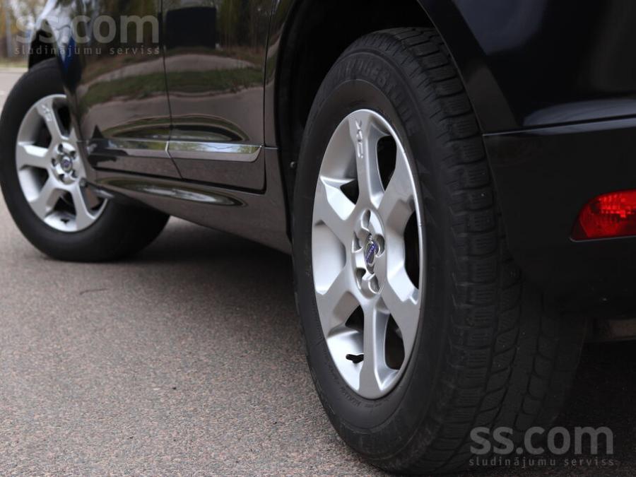 Melns Volvo XC60 2014 Daugavpils, ar dzinēja tilpumu 2.40 L un nobraukumu 216 tūkst. km par 14880 €, foto 30 vietnē AUTOMOTO.COM.LV